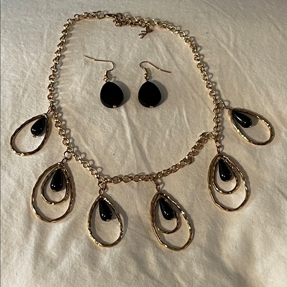 JTV | Jewelry | Jtv Elegant Gold Tone And Black Jewelry Seteuc | Poshmark